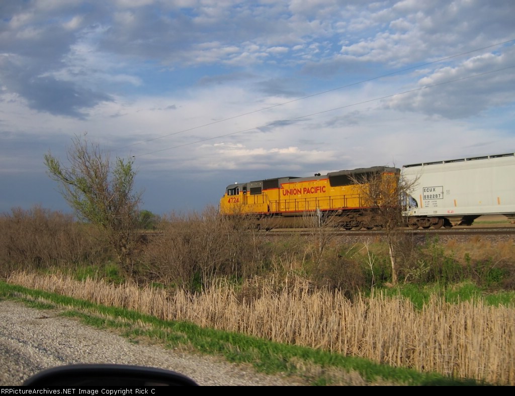 UP 4724 Solo on EB Manifest